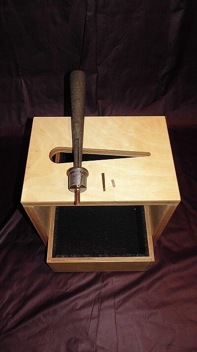 Tongue Throat Expander : Weiblen